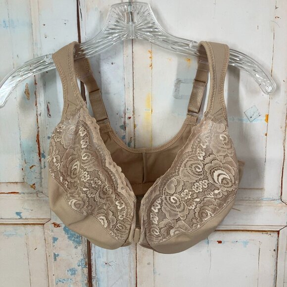 Glamorise | Intimates & Sleepwear | Glamorise 245 Front Close Nude Lace ...